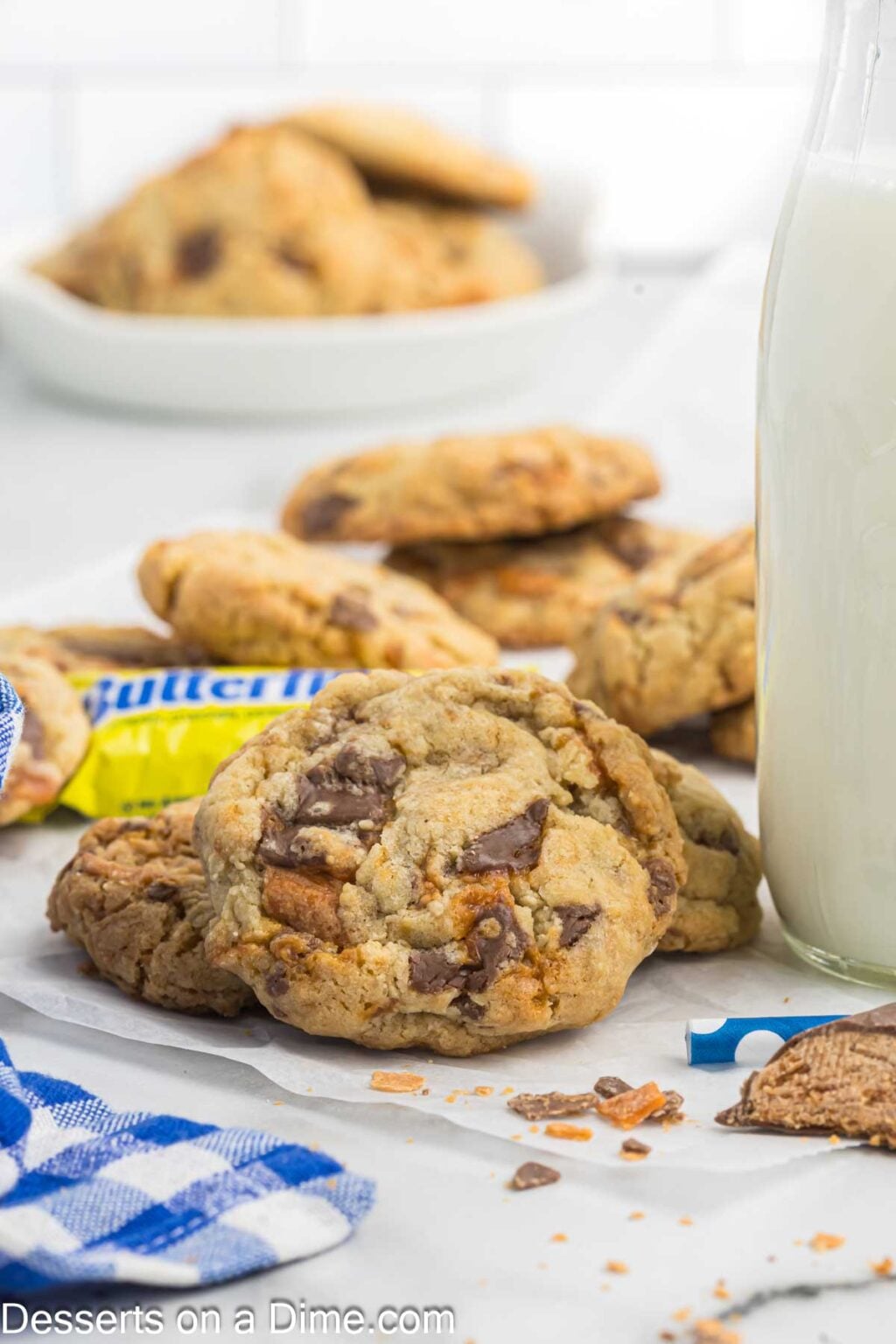 Butterfinger Cookies - Desserts on a Dime