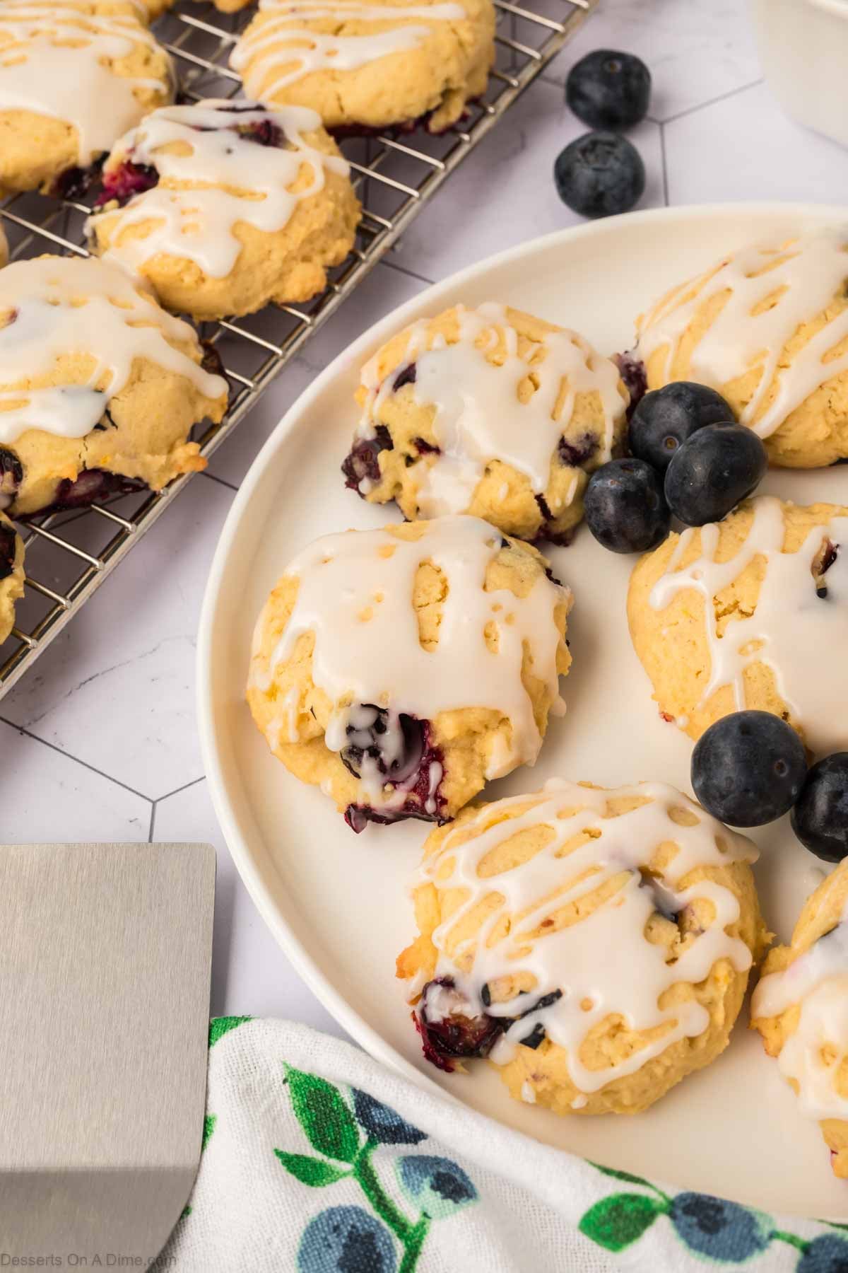 Blueberry Cookies - Desserts on a Dime