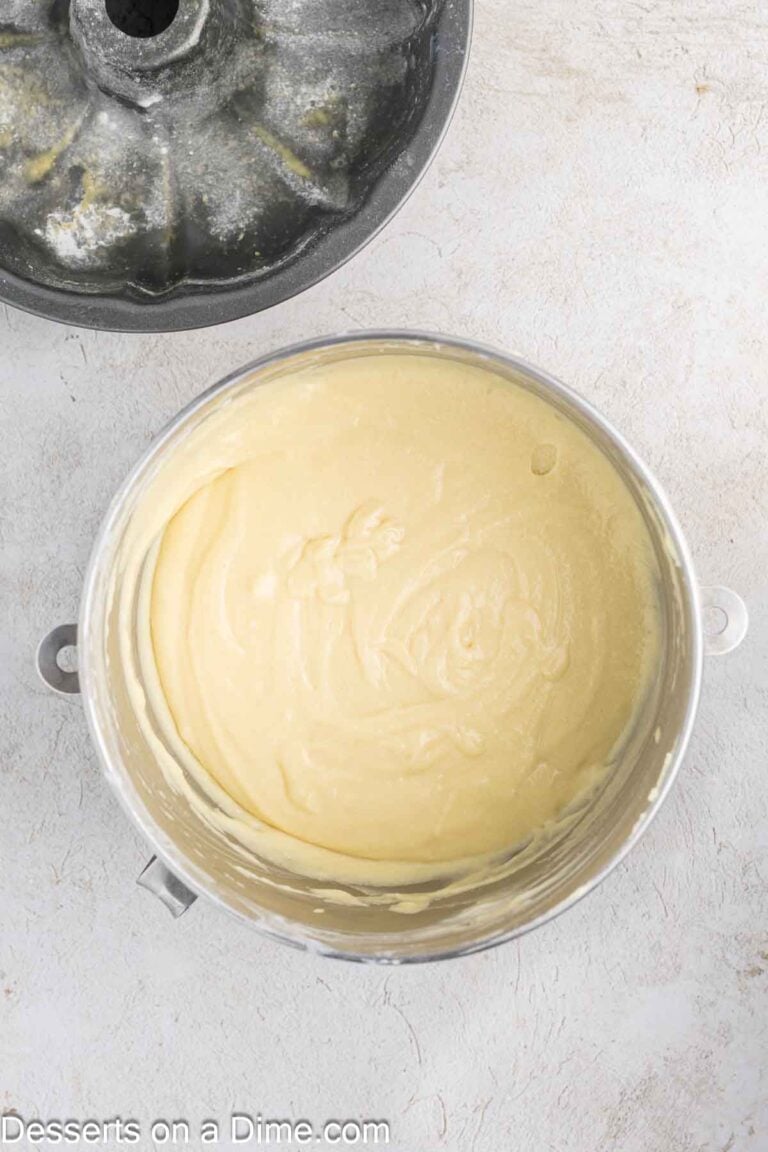 Donut Cake Recipe - Desserts on a Dime