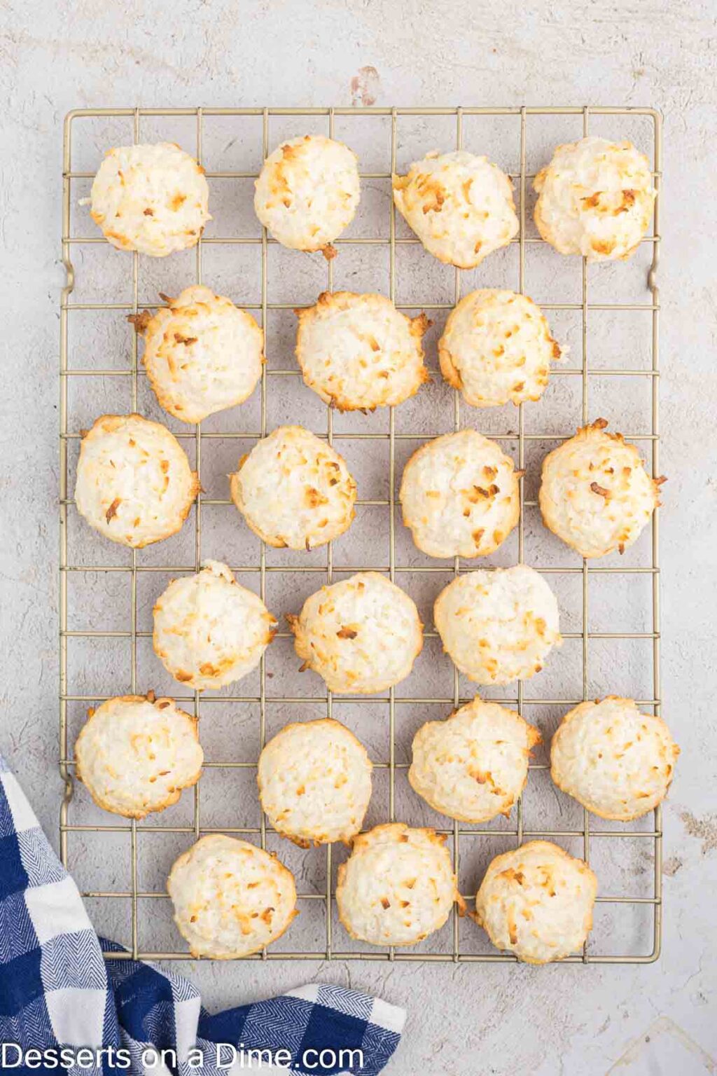 Macaroon Cookies - Desserts on a Dime