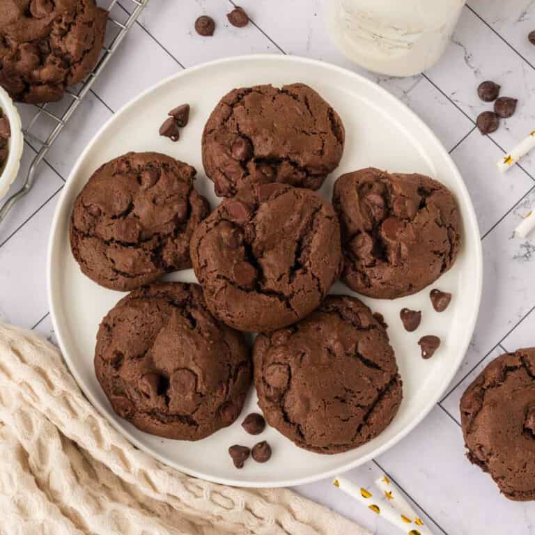 Devil's Food Cake Mix Cookies - Desserts on a Dime